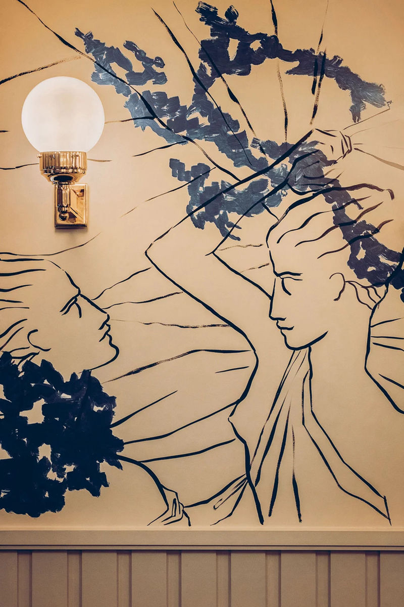 Art Deco Drouant restaurant in Paris